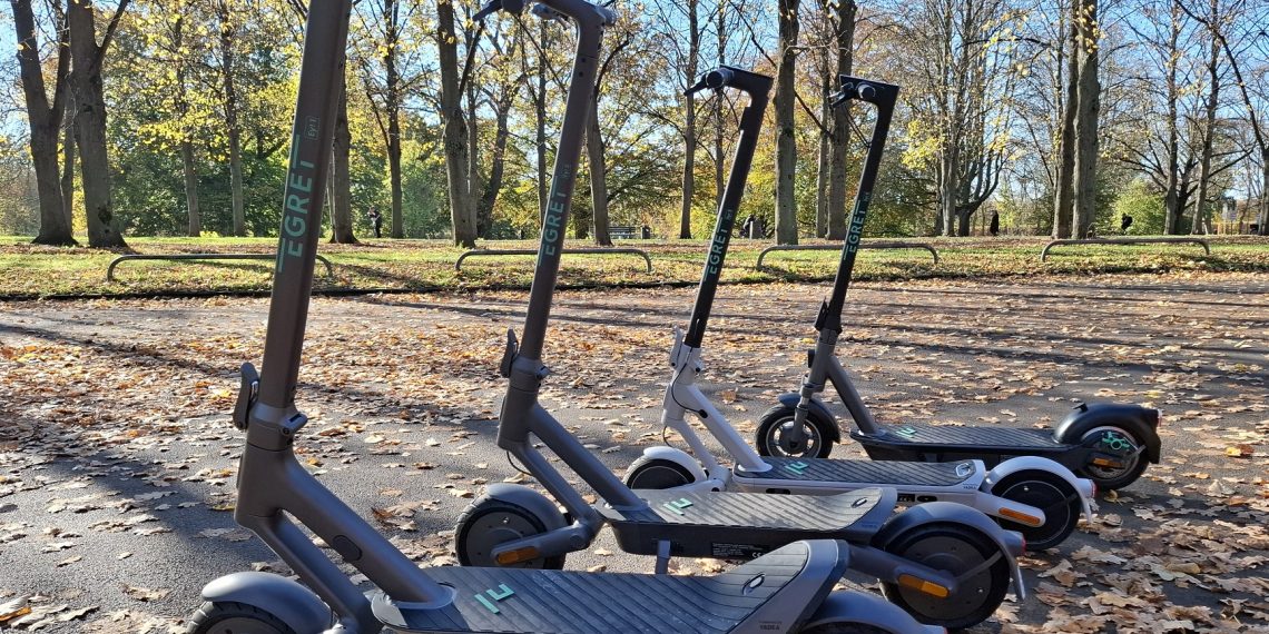 Die 10 besten E Scooter mit Blinker - Topliste - emobility-Insider.de