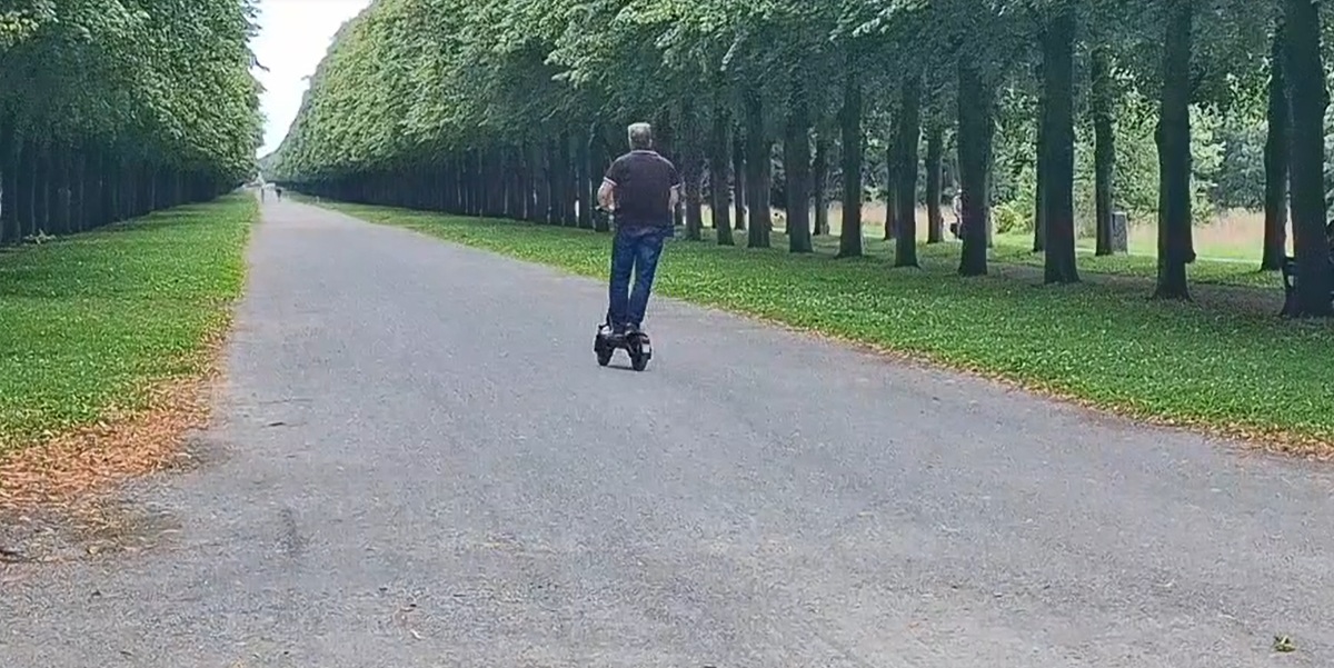 VMAX VX2 HUB & GEAR Test Vergleich - der stärkste E Scooter auf dem Markt